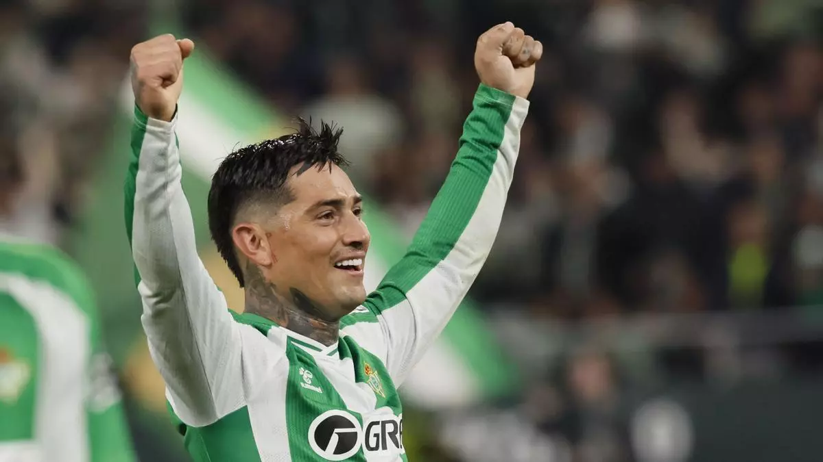 Chimy Ávila remata al Elche - VIP Deportivo